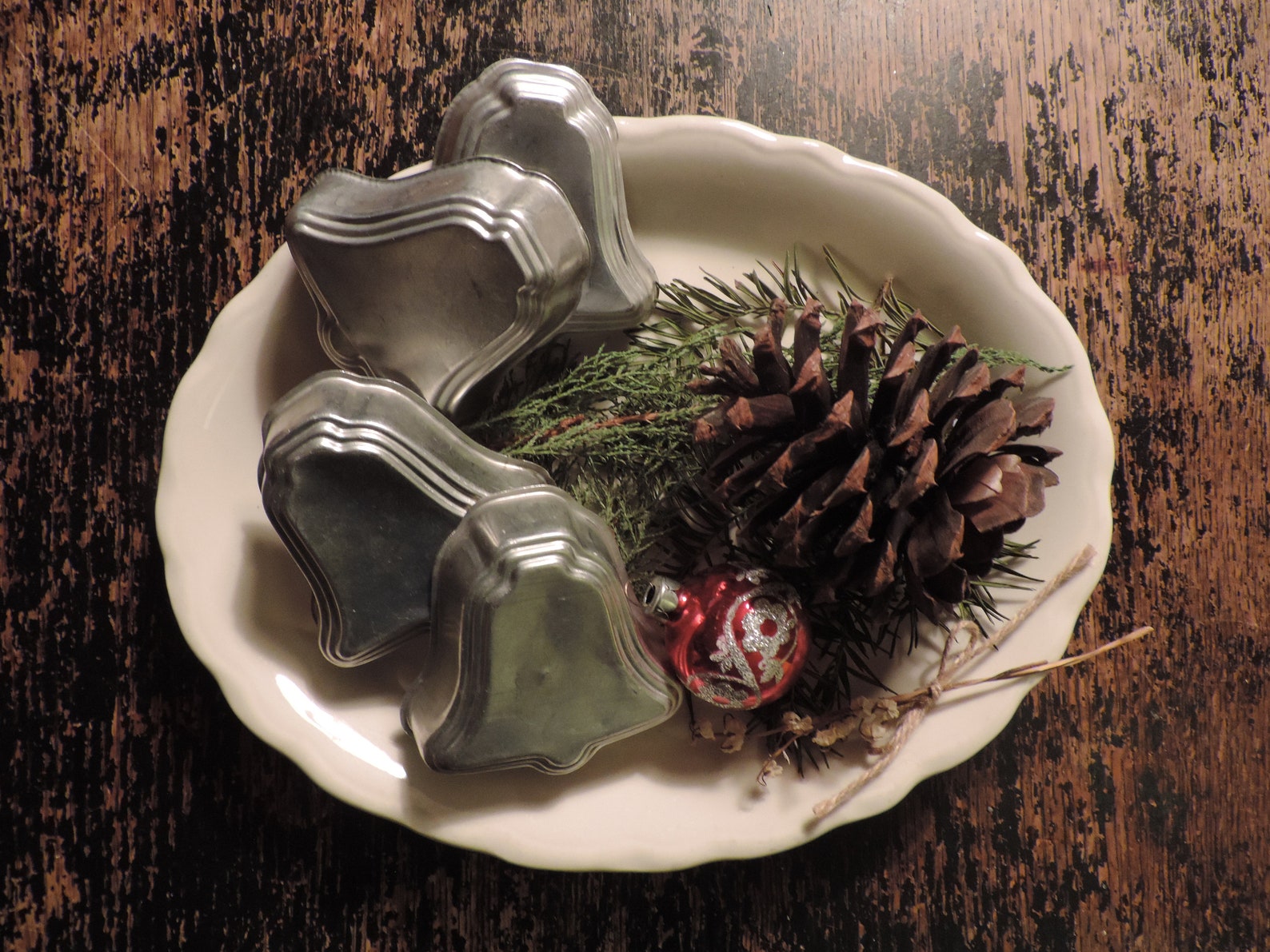 Vintage Cake Molds Bell Shaped Holiday Tins Jello Molds Set of - Etsy