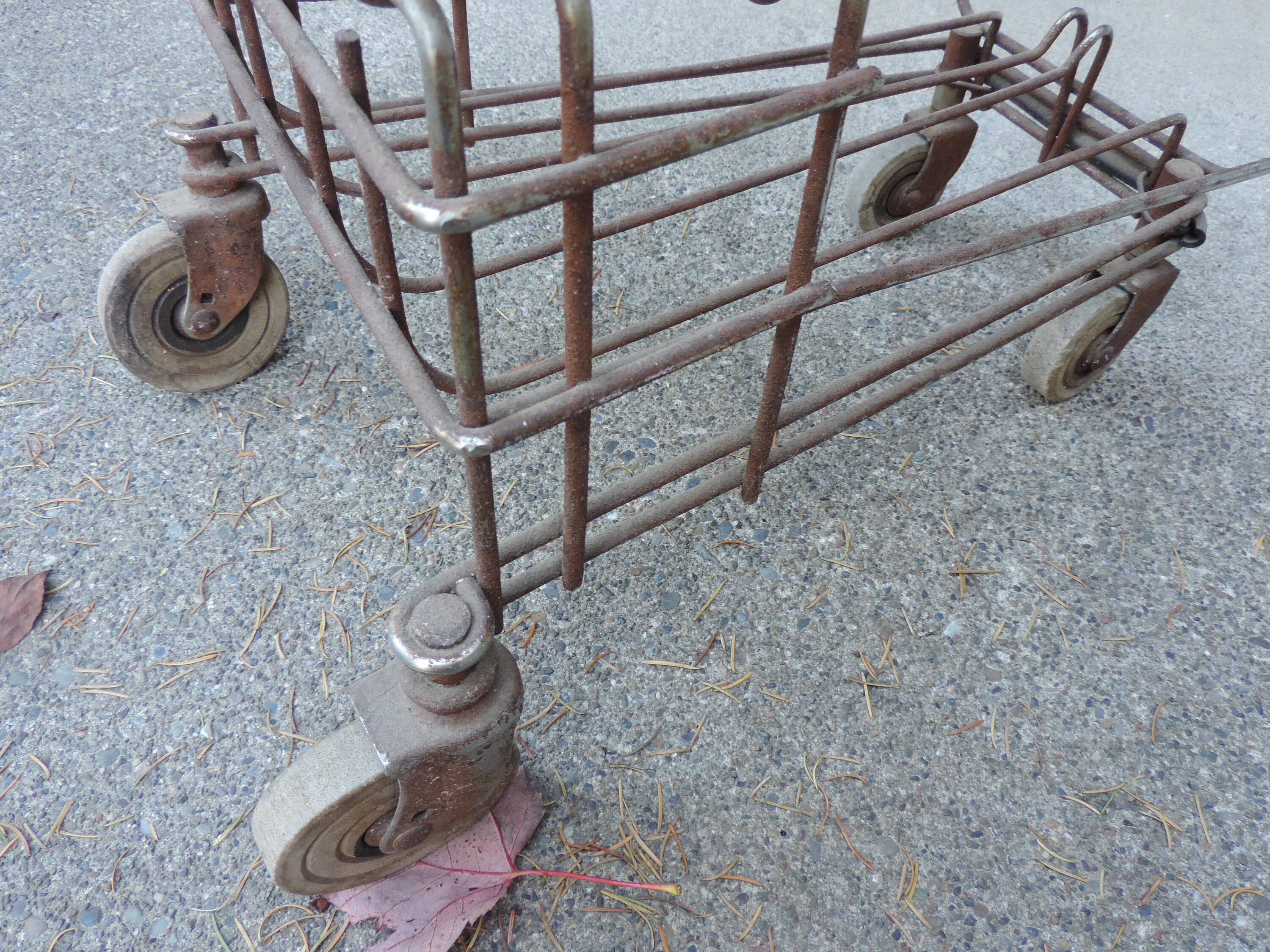 Vintage Shopping Cart Industrial Salvage Metal Shopping Buggy ...