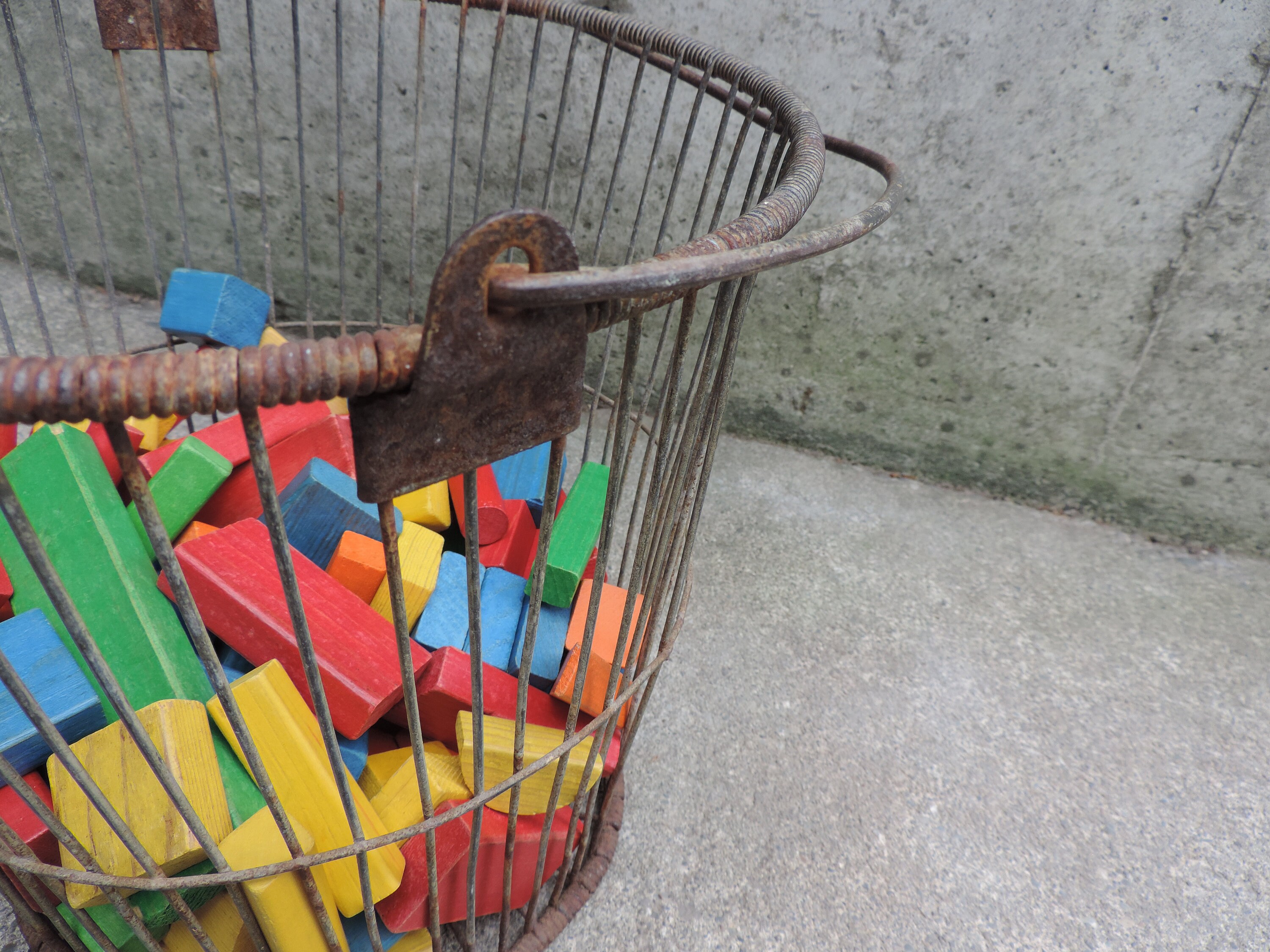 Vintage Wire Clam Basket Rustic Primitive Farmhouse Gathering Storage ...