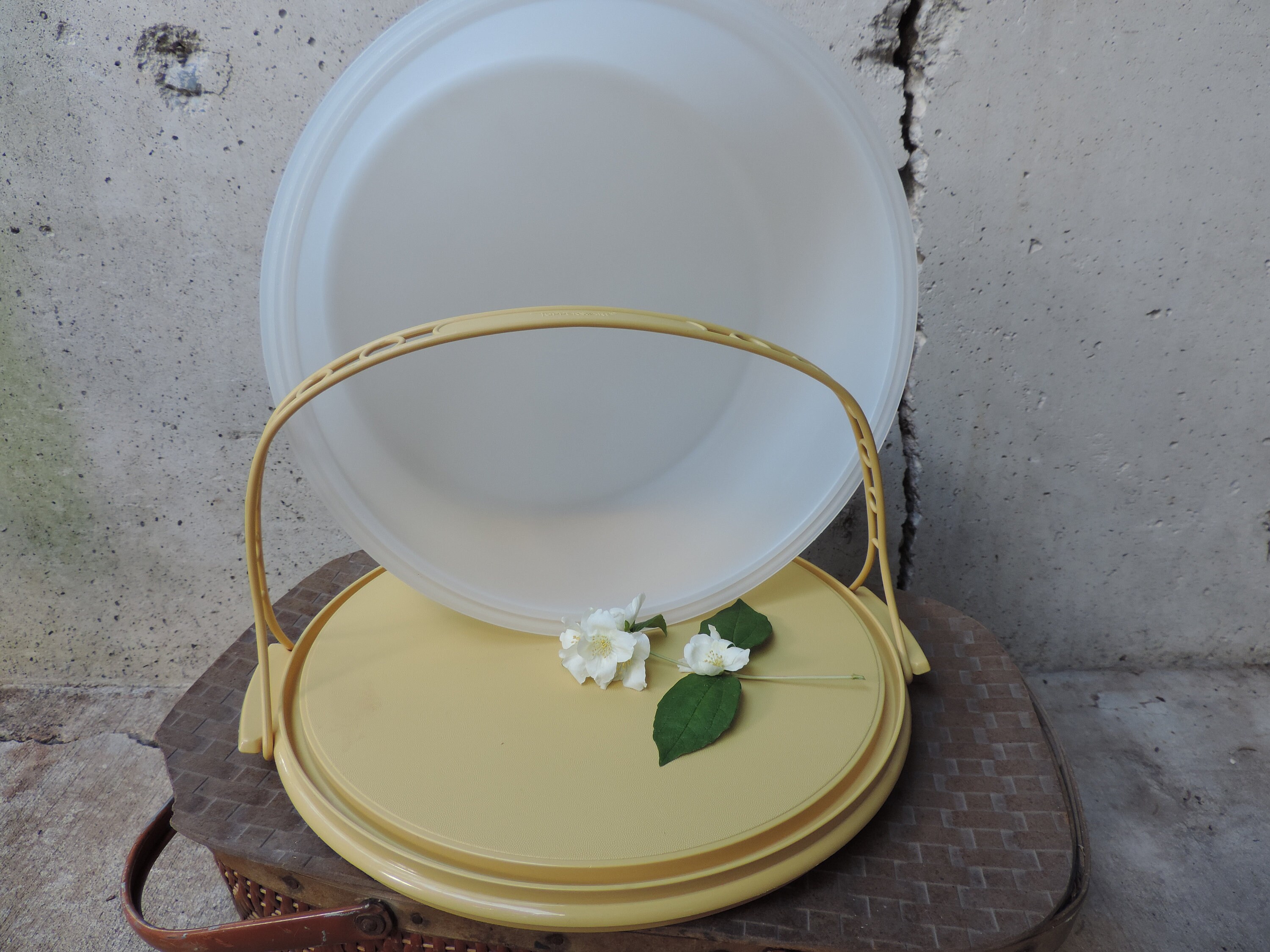 70's Tupperware Cake Server Tote Yellow Take Along Serving - Etsy