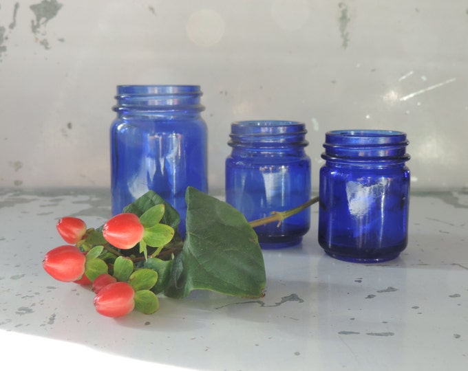 Vintage Cobalt Glass Vicks Jars Set of Three Cobalt Blue Jars Vicks ...
