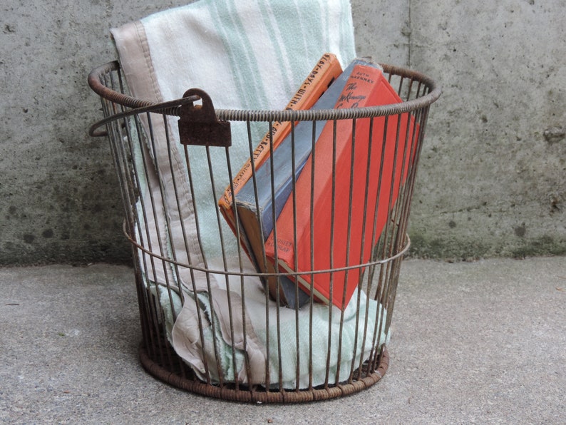 Vintage Wire Clam Basket Rustic Primitive Farmhouse Gathering | Etsy