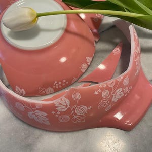 Broken Pyrex Pink Gooseberry Cinderella Bowl 444 Nesting Bowl 4 ...