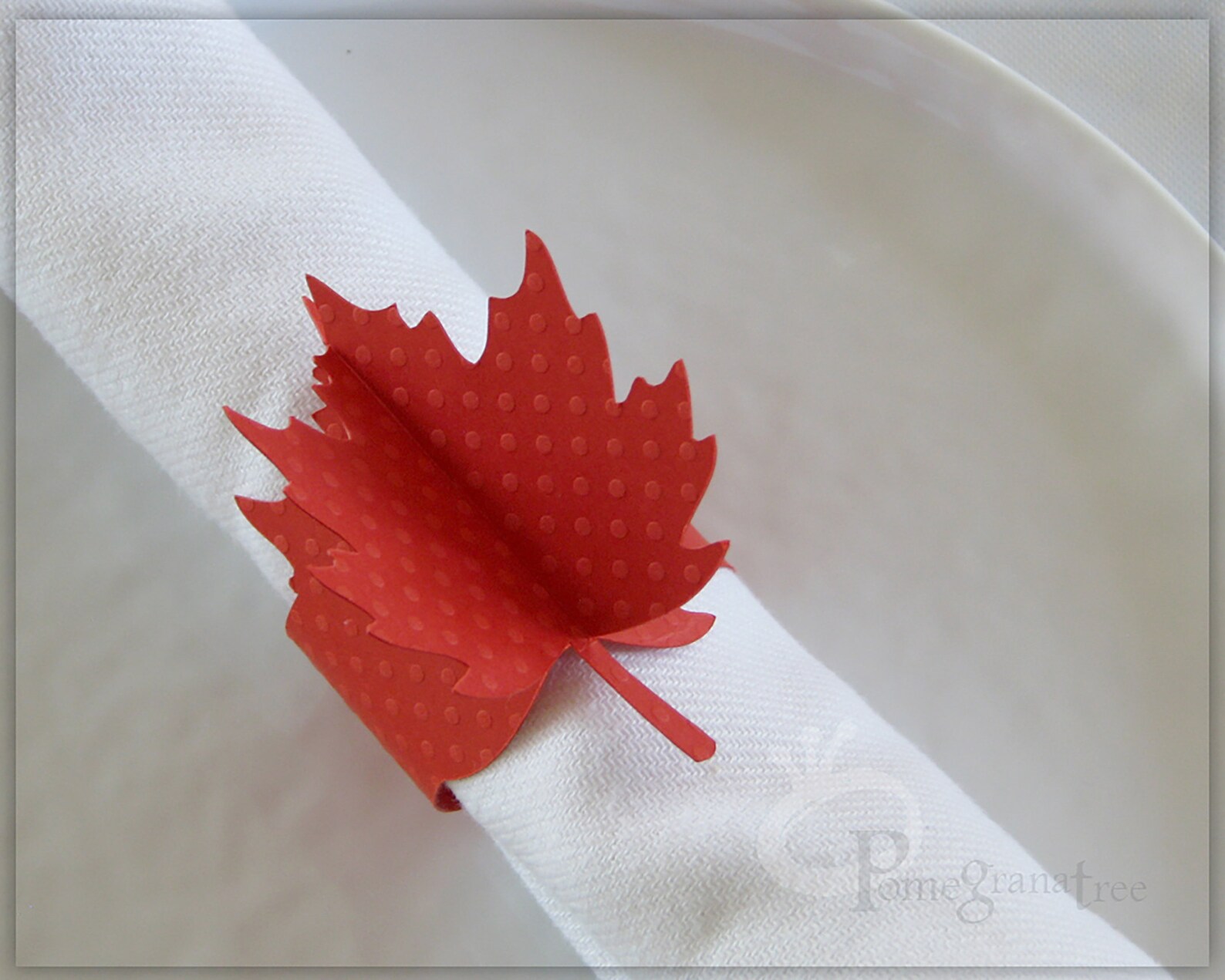 Leaf Paper Napkin Ring Template , Maple Leaf SVG / PDF Files Instant ...