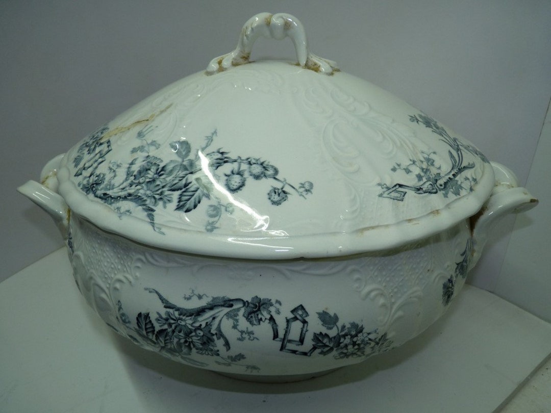 Antique 19C Imperial Russian Gardner Marked Porcelain Tureen and Lid, H ...