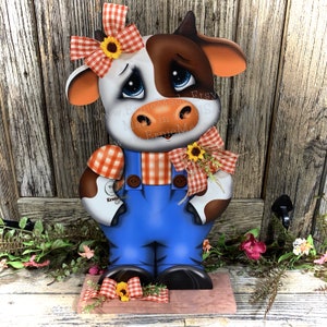Farmhouse Centerpiece, Cow Decoration, Primitive Wooden Cow Shelf ...