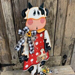 Farmhouse Cow Decoration for Entryway, Wooden Cow With Stand, Country ...