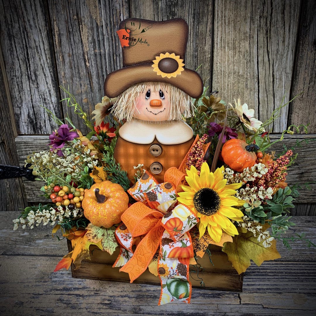 Scarecrow, Fall Decoration, Fall Arrangement, Primitive Wood Scarecrow ...