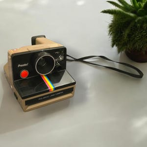 Vintage Polaroid the Button SX-70 Onestep Instant Camera FILM TESTED ...
