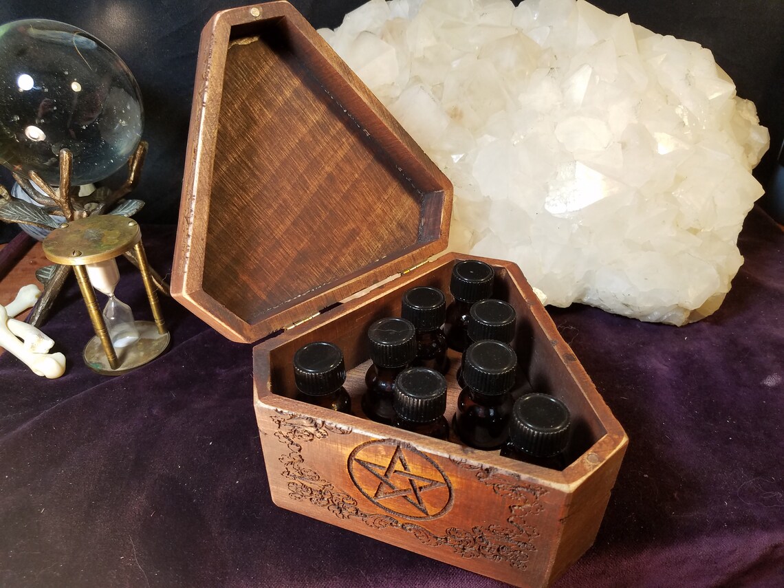 Wheel of the Year - Sabbat Oil Box - Etsy