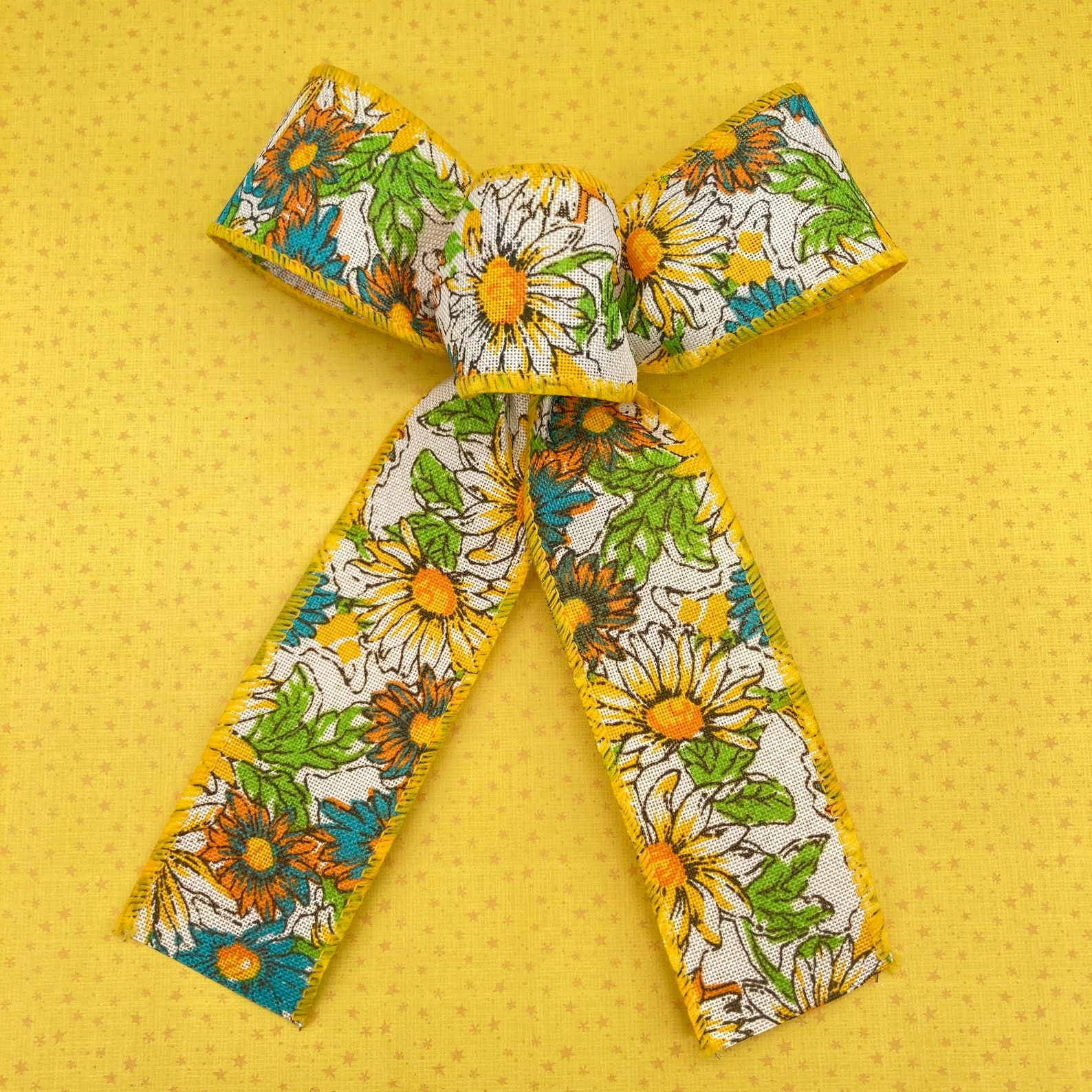 Daisy Decorative Bows / Set 8 Bows / Floral Print Decor Bows / - Etsy