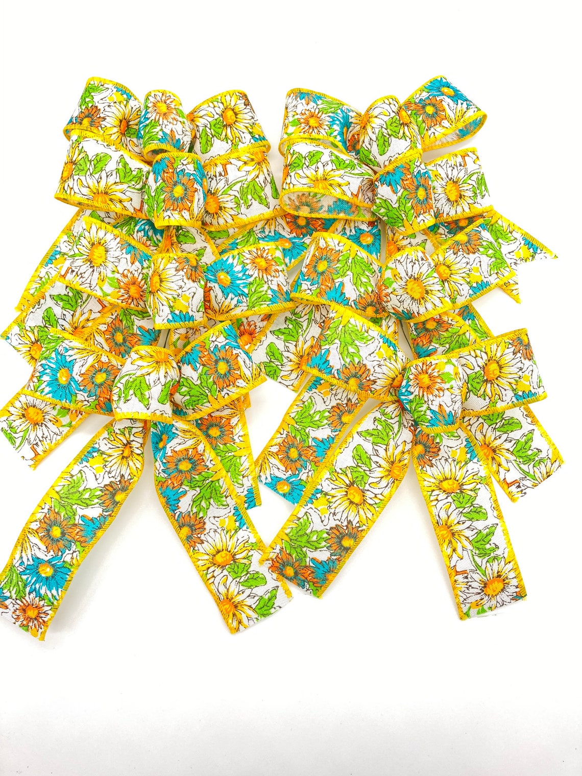 Daisy Decorative Bows / Set 8 Bows / Floral Print Decor Bows / | Etsy