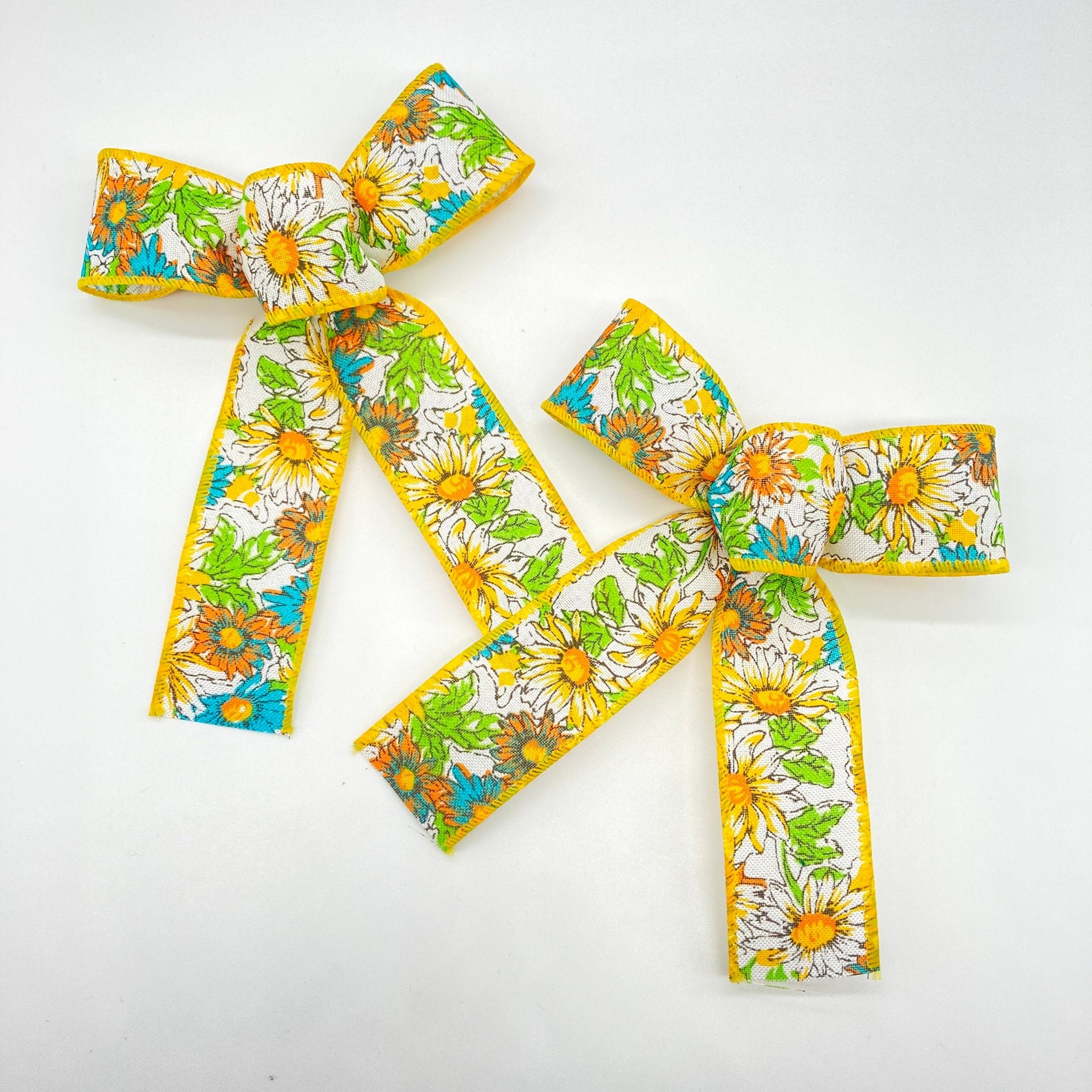 Daisy Decorative Bows / Set 8 Bows / Floral Print Decor Bows / - Etsy