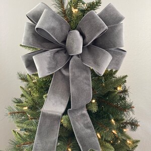 Gray Velvet Christmas Bow: Handmade Tree Topper Wreath Decor - Etsy