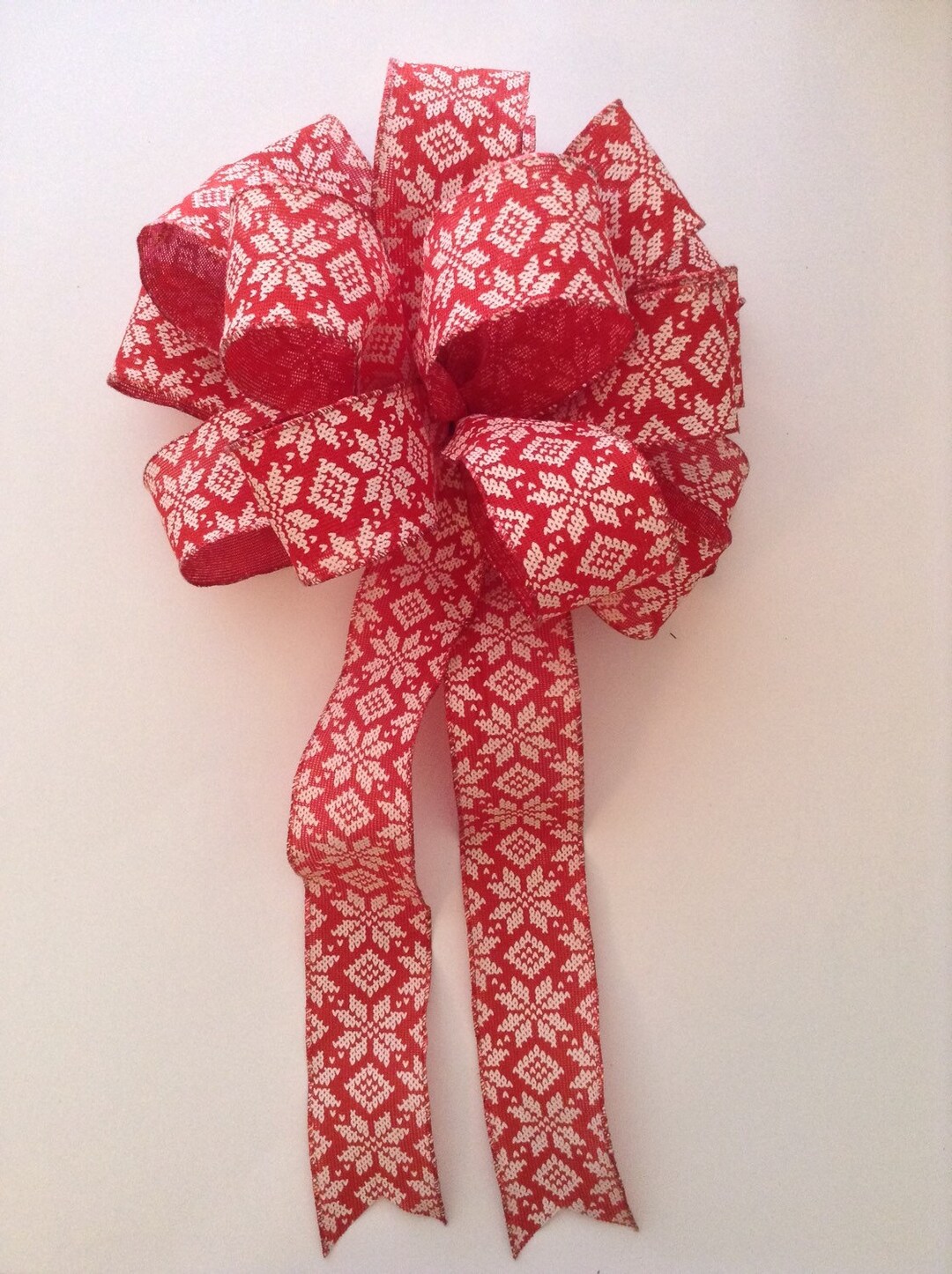 Christmas Tree Topper / Red and White Christmas Bow / Round Fluffy ...