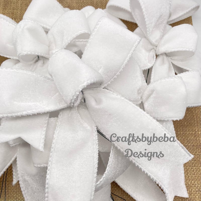 White Christmas Bow - Etsy