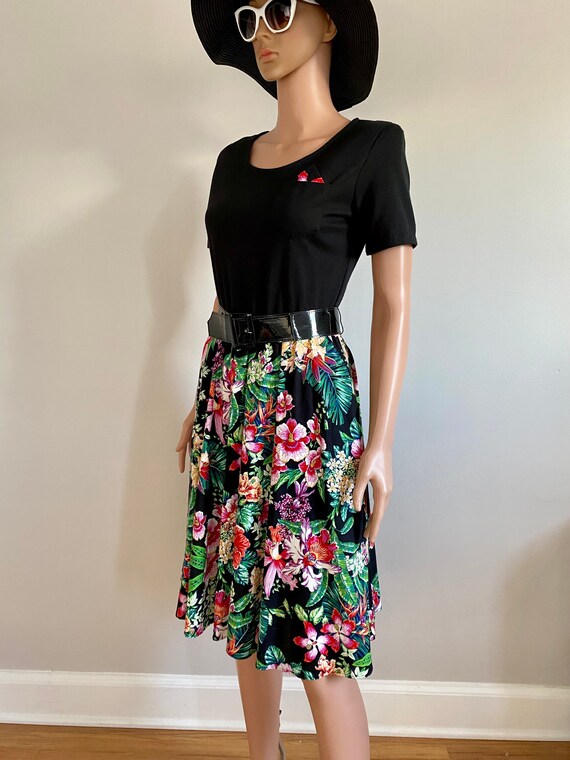 80’s In Cinq Boho Bohemian Black and Tropical Floral … - Gem