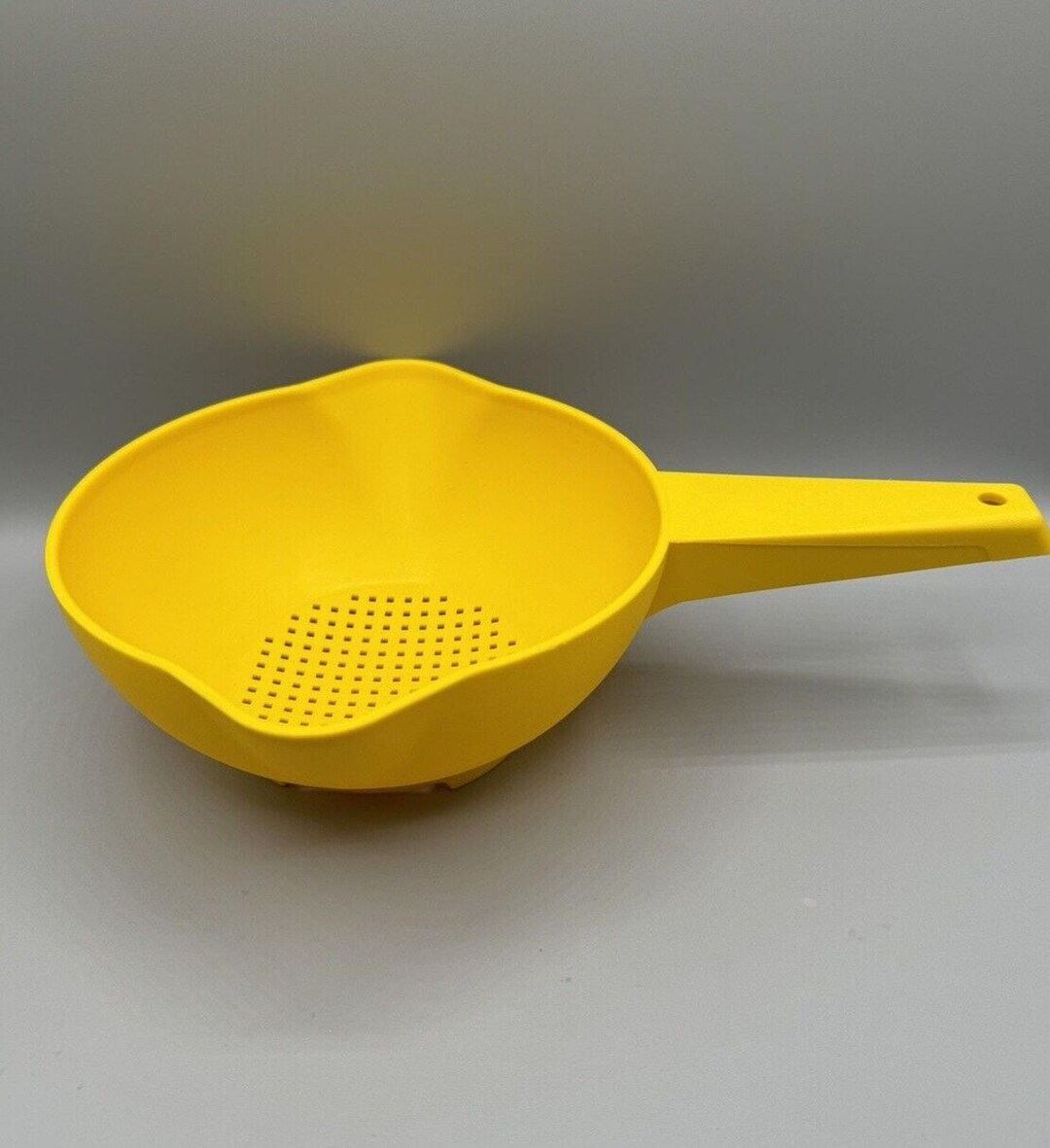 Vintage Tupperware 1200-7 Yellow 1 Quart Small Colander Strainer Double ...