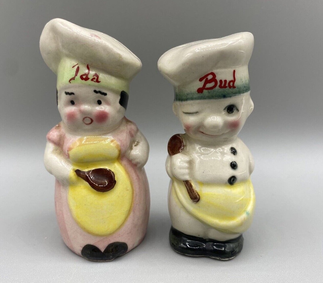 Vintage Winking Man Woman Chef Baker Salt Pepper Shakers Japan Ceramic ...