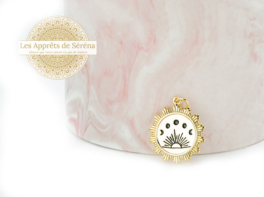 Double-sided 18K Gilt Brass Lunar Cycle Pendant - Etsy