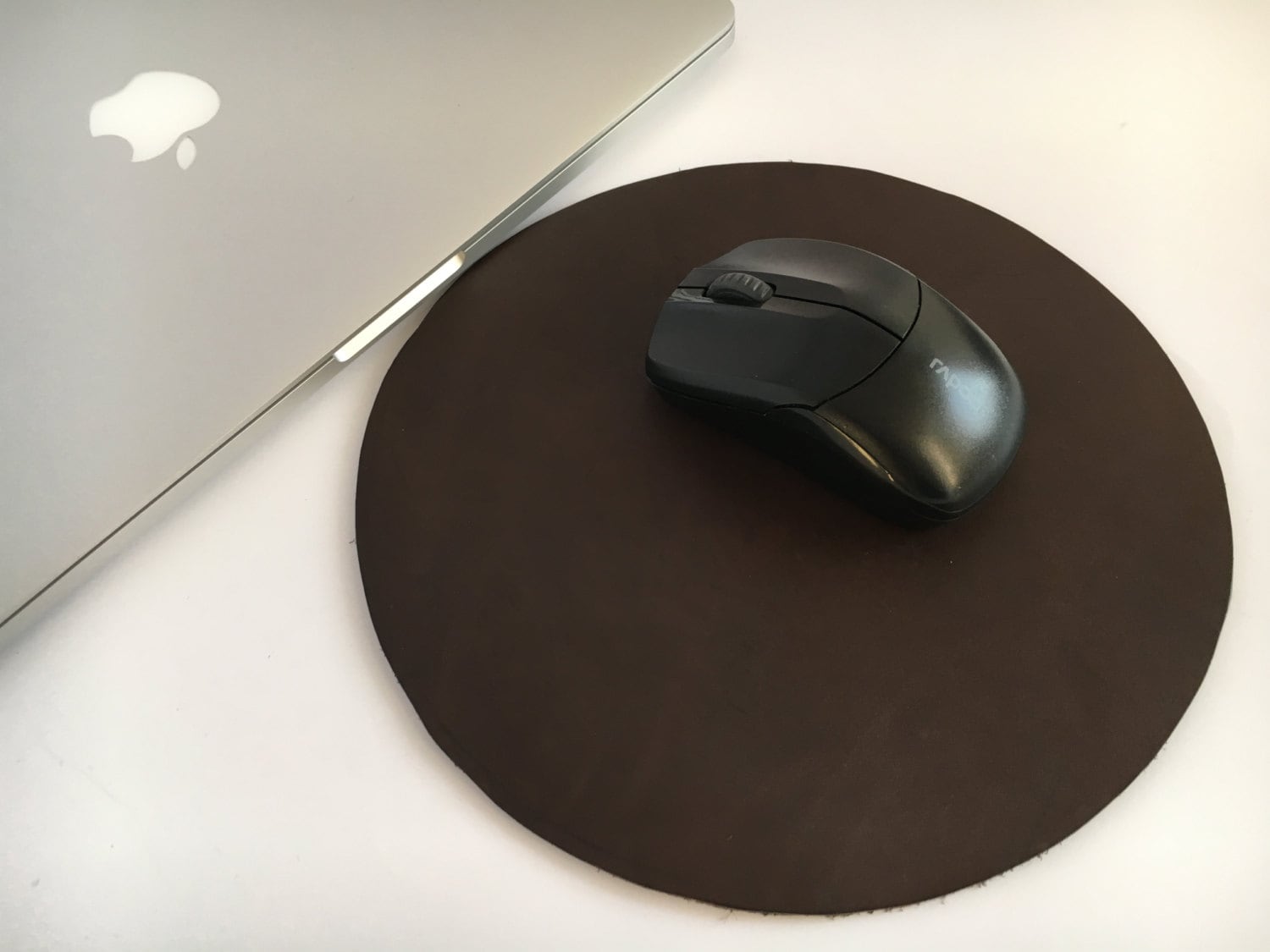 Round mouse pad dark brown Leather mouse pad Personalized | Etsy