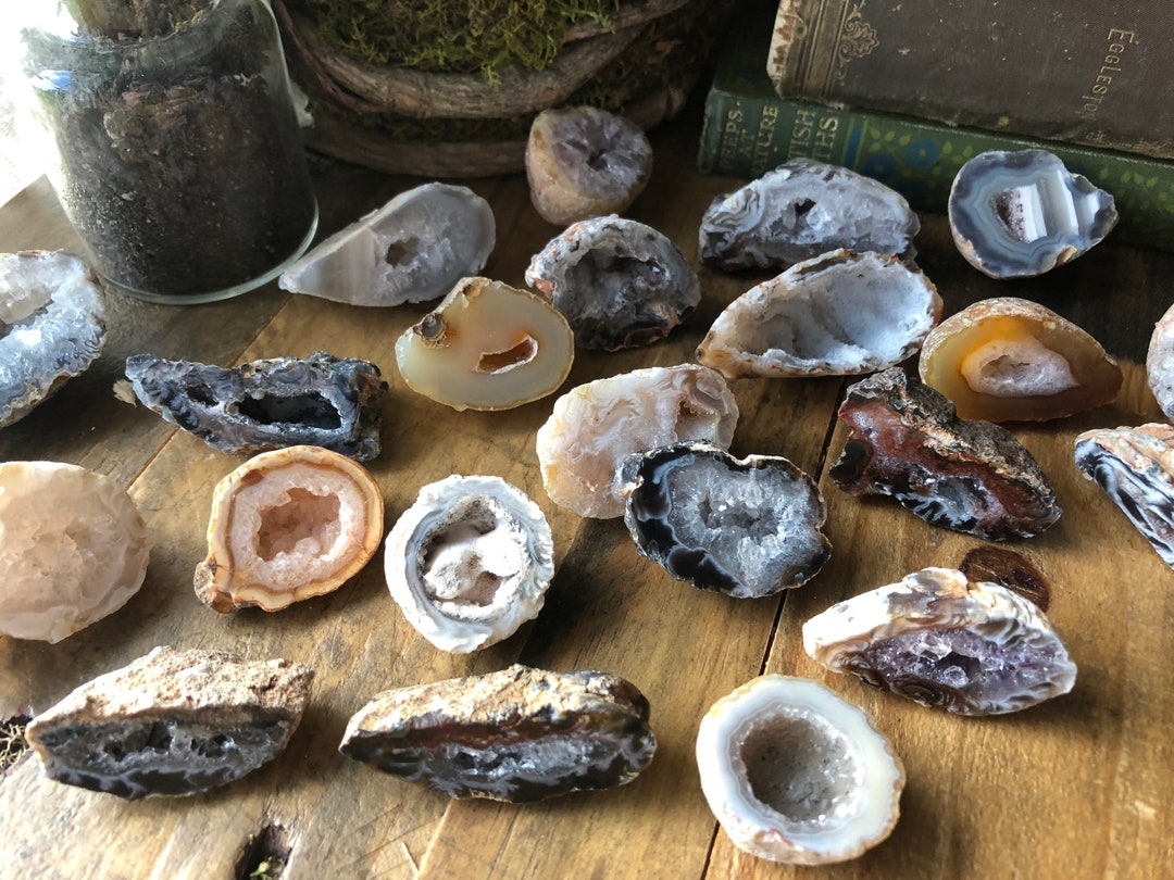 Petite Oco Geodes (5 Oz.) 4-5 Pieces Mineral Collecting| Rock ...