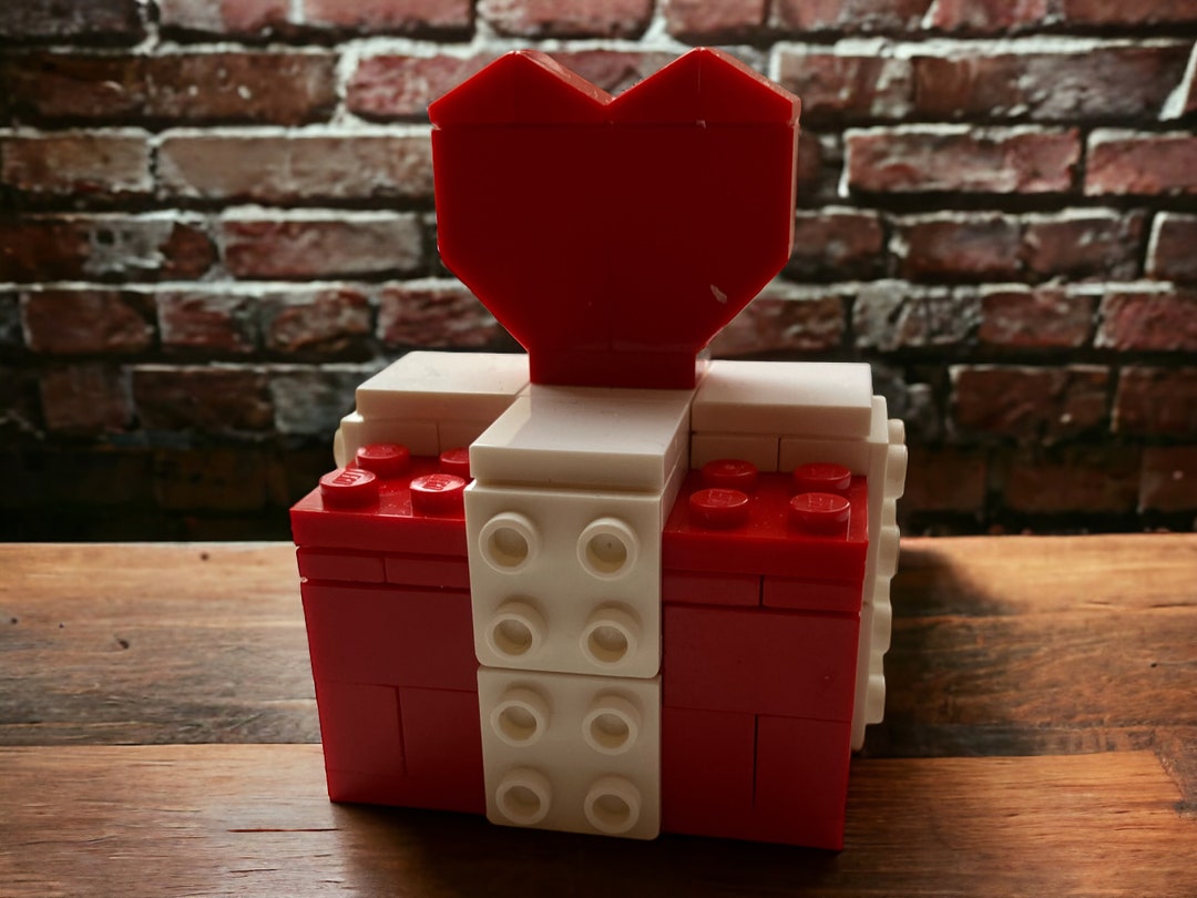 Models Built With Lego® Bricks Heart Box With Heart Inside Lego Gift ...