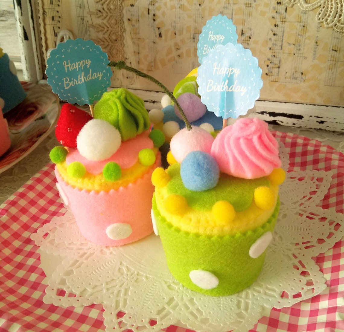 Cupcakes Set of 3 Decorative Muffins Cakes Felt Food | Etsy