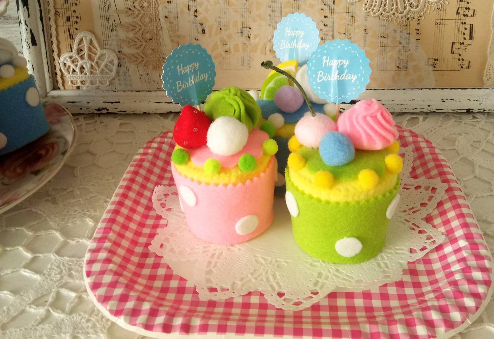 Cupcakes Set of 3 Decorative Muffins Cakes Felt Food - Etsy