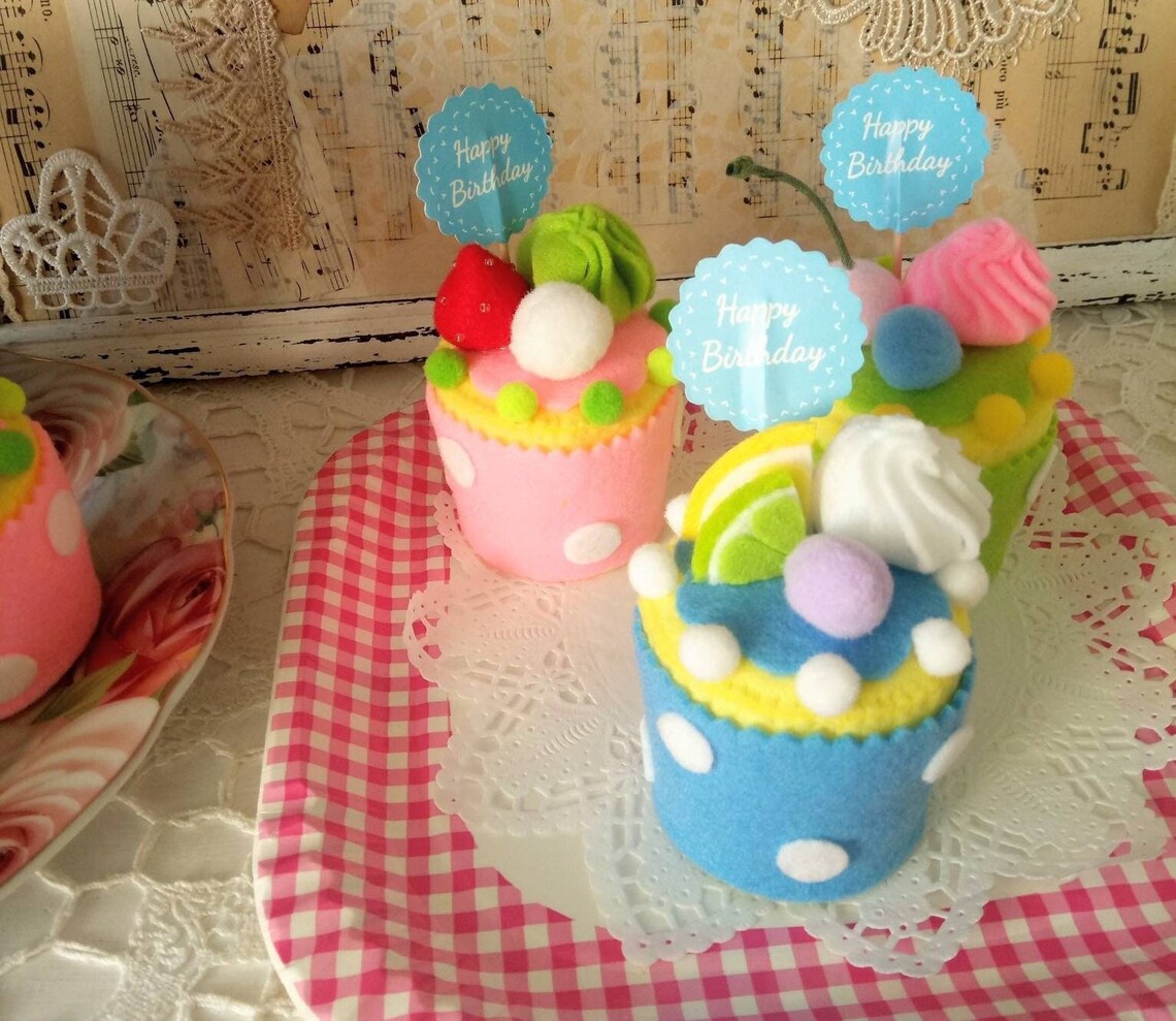 Cupcakes Set of 3 Decorative Muffins Cakes Felt Food | Etsy