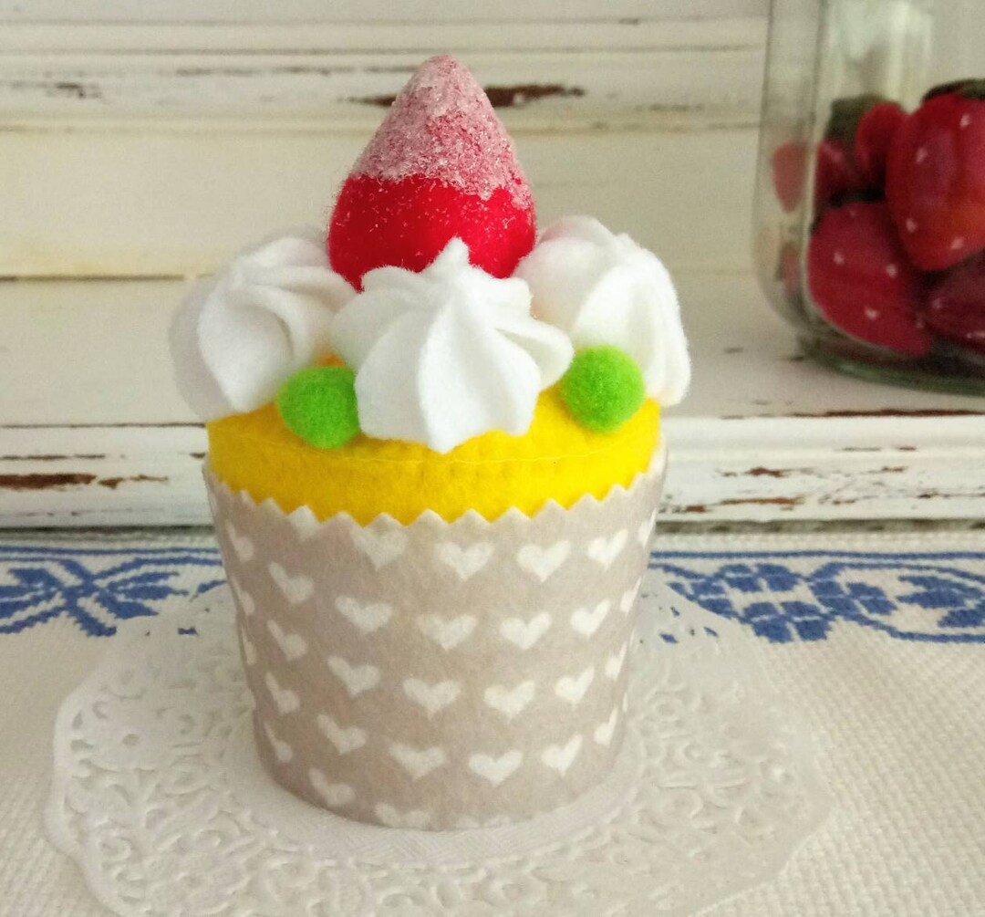 Decorative Cake Cupcake Muffin Strawberry, Felt Food, Table Kitchen ...