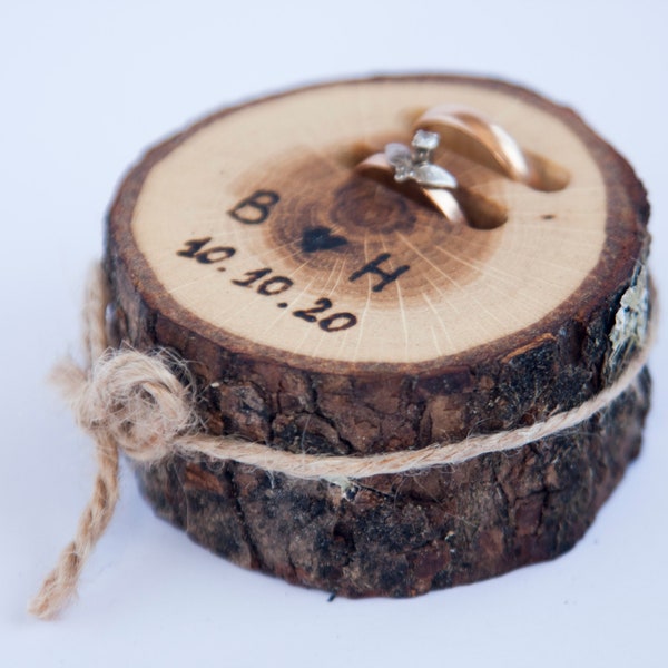 Rustic Wedding Ring - Etsy