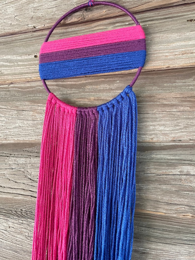 Bisexual Pride Flag Wall Décor LGBTQ Pride Yarn Macramé Hoop - Etsy