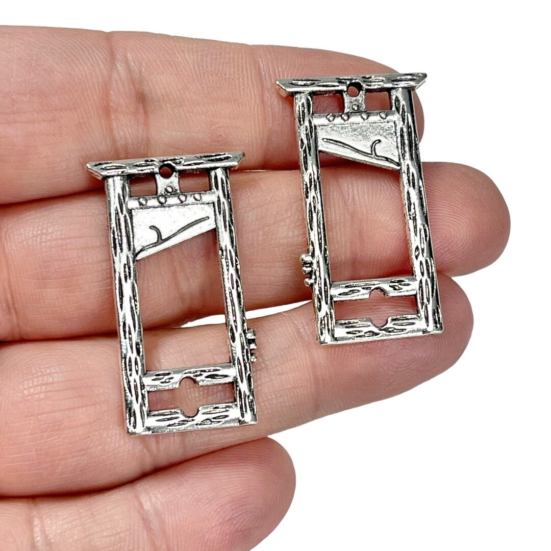 5 Silver Plated Guillotine Pendants Double Sided 37x22mm Executioner ...