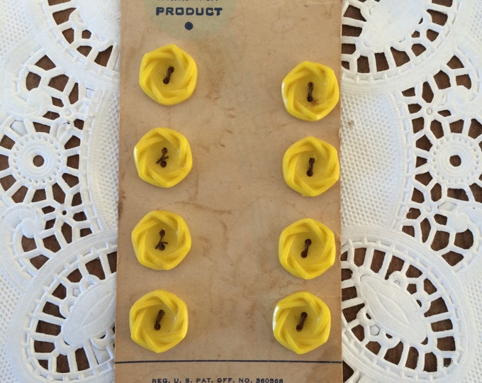 1940s Yellow Plastic Buttons Dukay & Co. on Card Twisted Braid Edge - Etsy