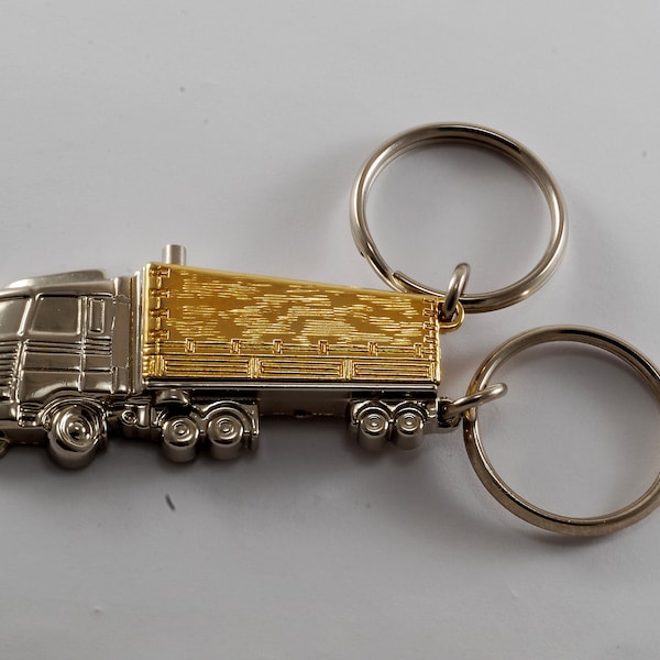 Old Truck Keychain - Etsy