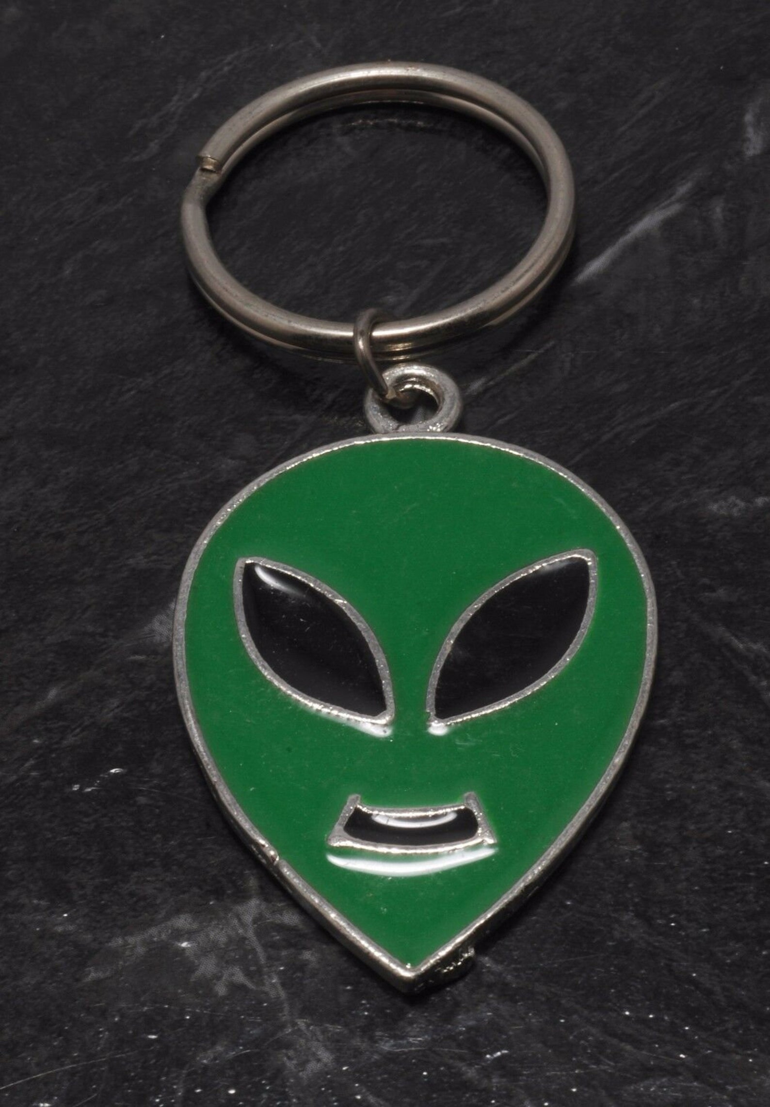 Vintage Alien Keychain Enamel Green Silver Metal - Etsy