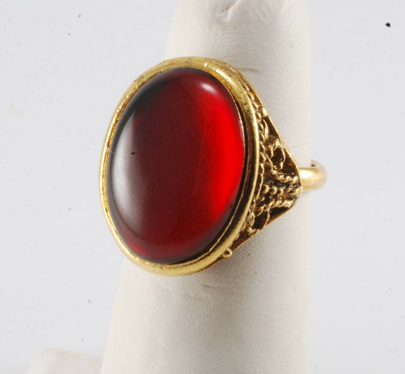 Vintage Ladies Gold Plated Red Glass Brass Filigree Ring Adjustable New ...