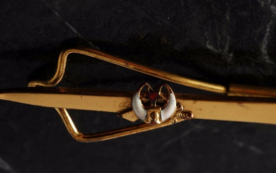 Vintage Shriner Masonic Sword Red Star Symbol On A Ho… - Gem