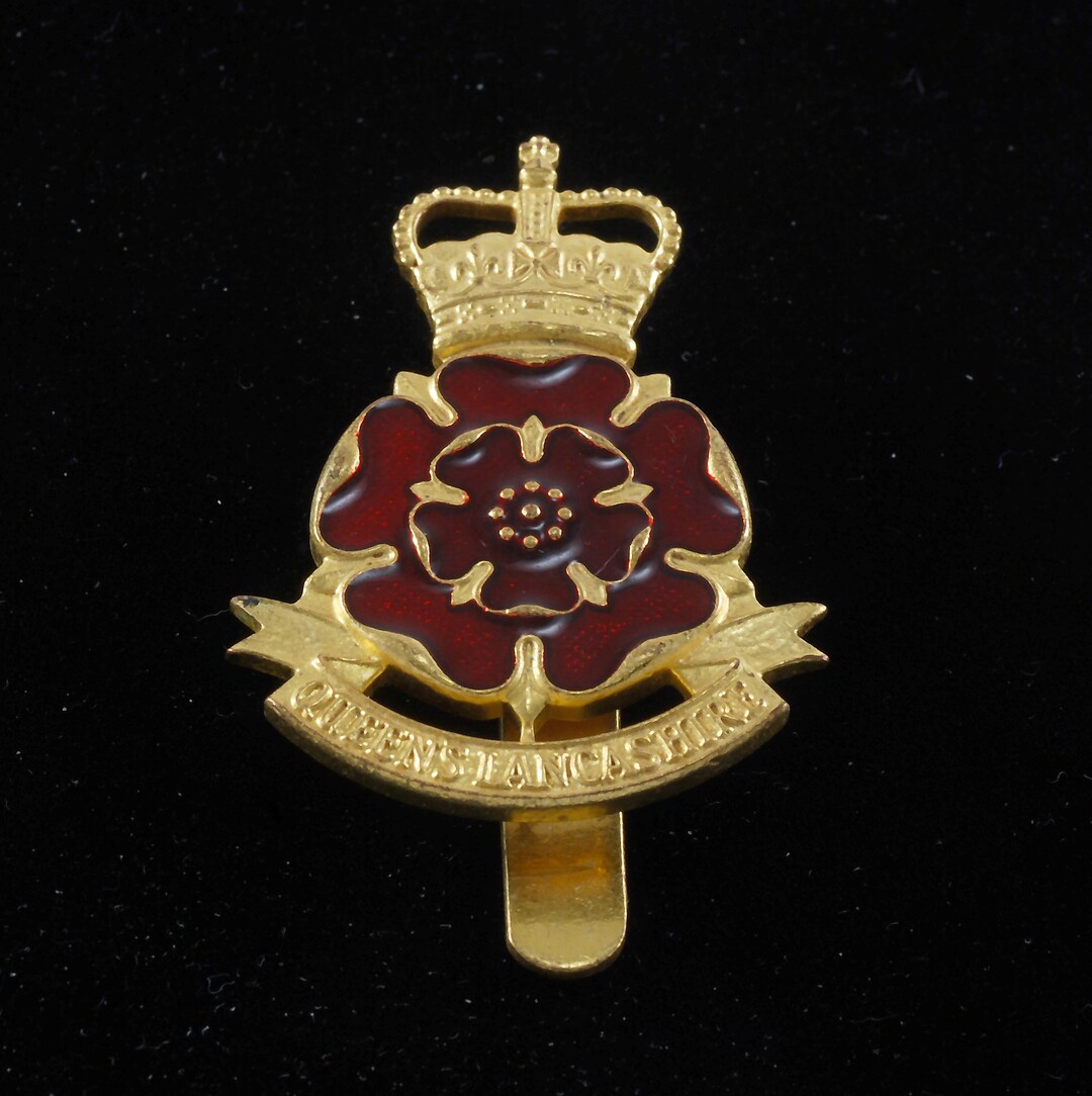 Genuine Queen’s Lancashire Regiment Cap Badge - Etsy