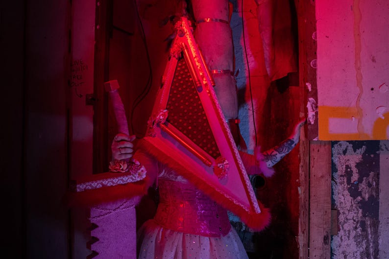 Pyramid Head Template - Printable DIY Horror Prop for Foam or Cardboard ...