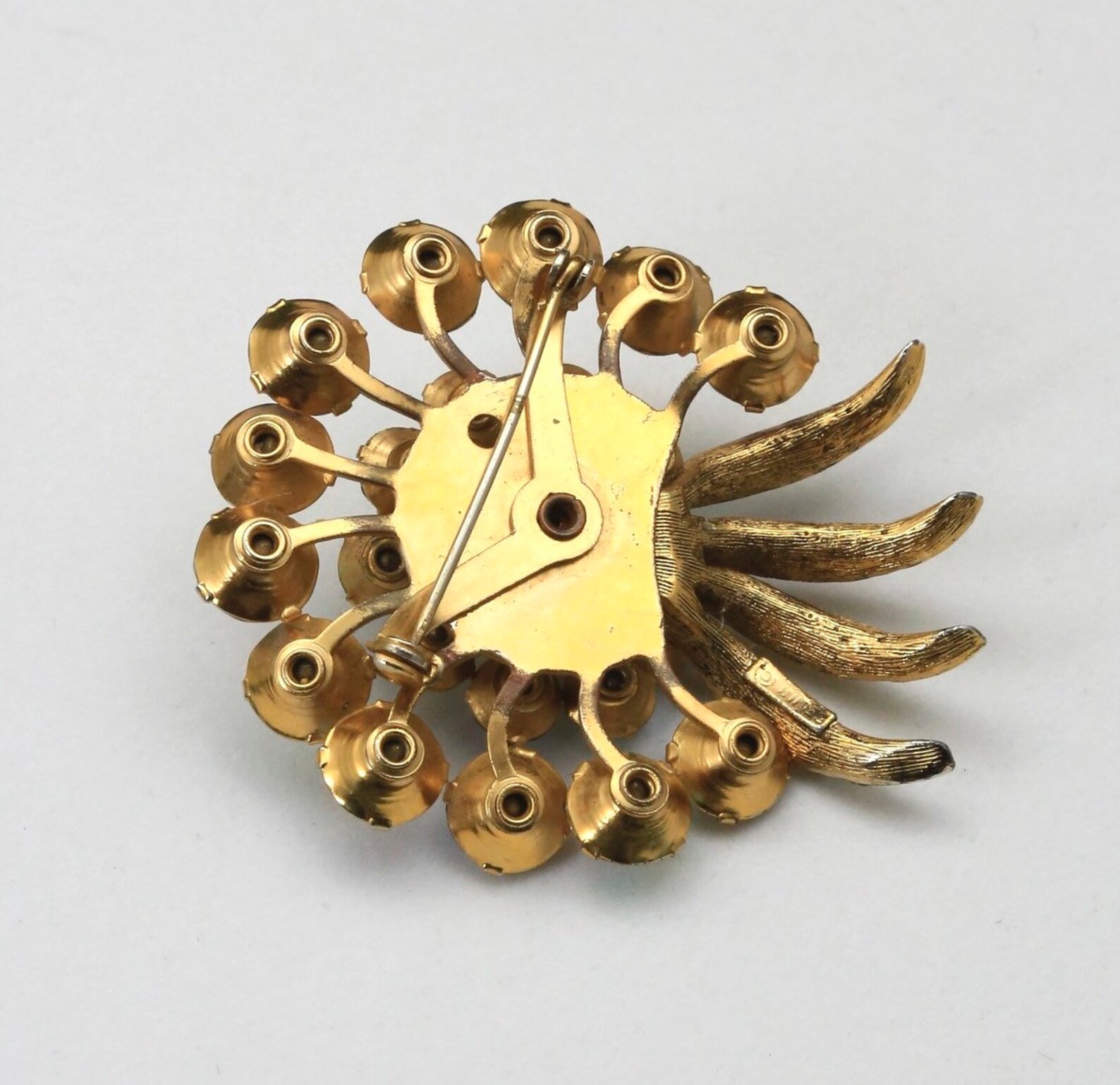 Vintage Large Selini Aurora Borealis Rhinestone Brooch Gold Tone Circle ...
