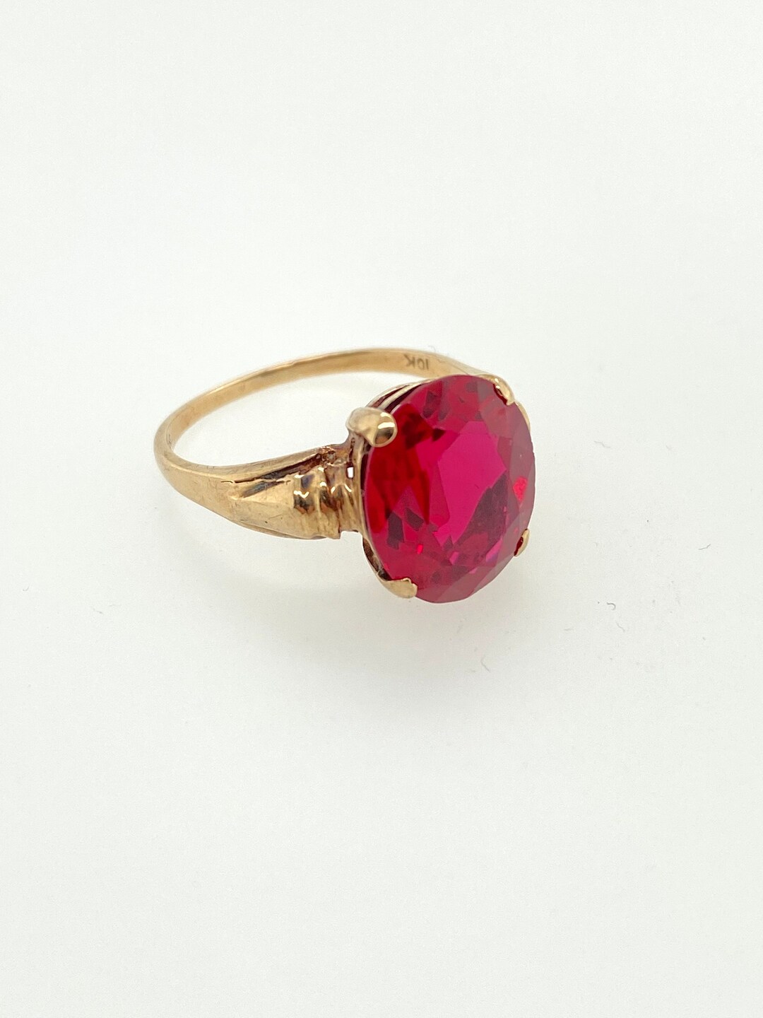Vintage 5CT Bright Red Oval Lab Created Ruby 10kt Yellow Gold Ring Size ...