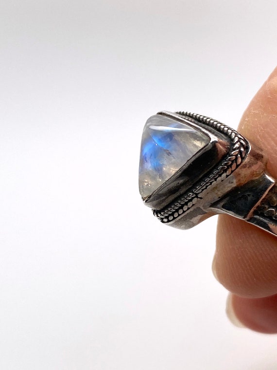 Vintage Artisan Modernist Triangular Moonstone Sterli… Gem