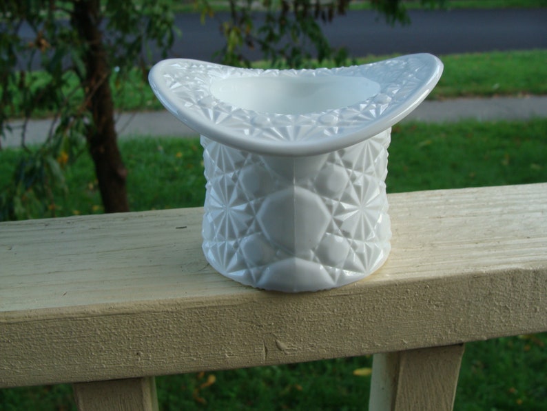 Art Glass Milk Glass Top Hat Vase Button and Daisy Pattern - Etsy