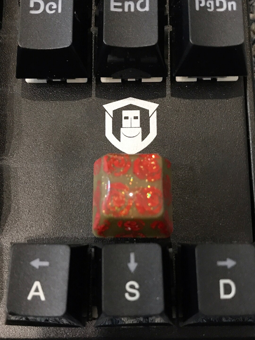 Keycap — Days of Wine and Roses - Etsy