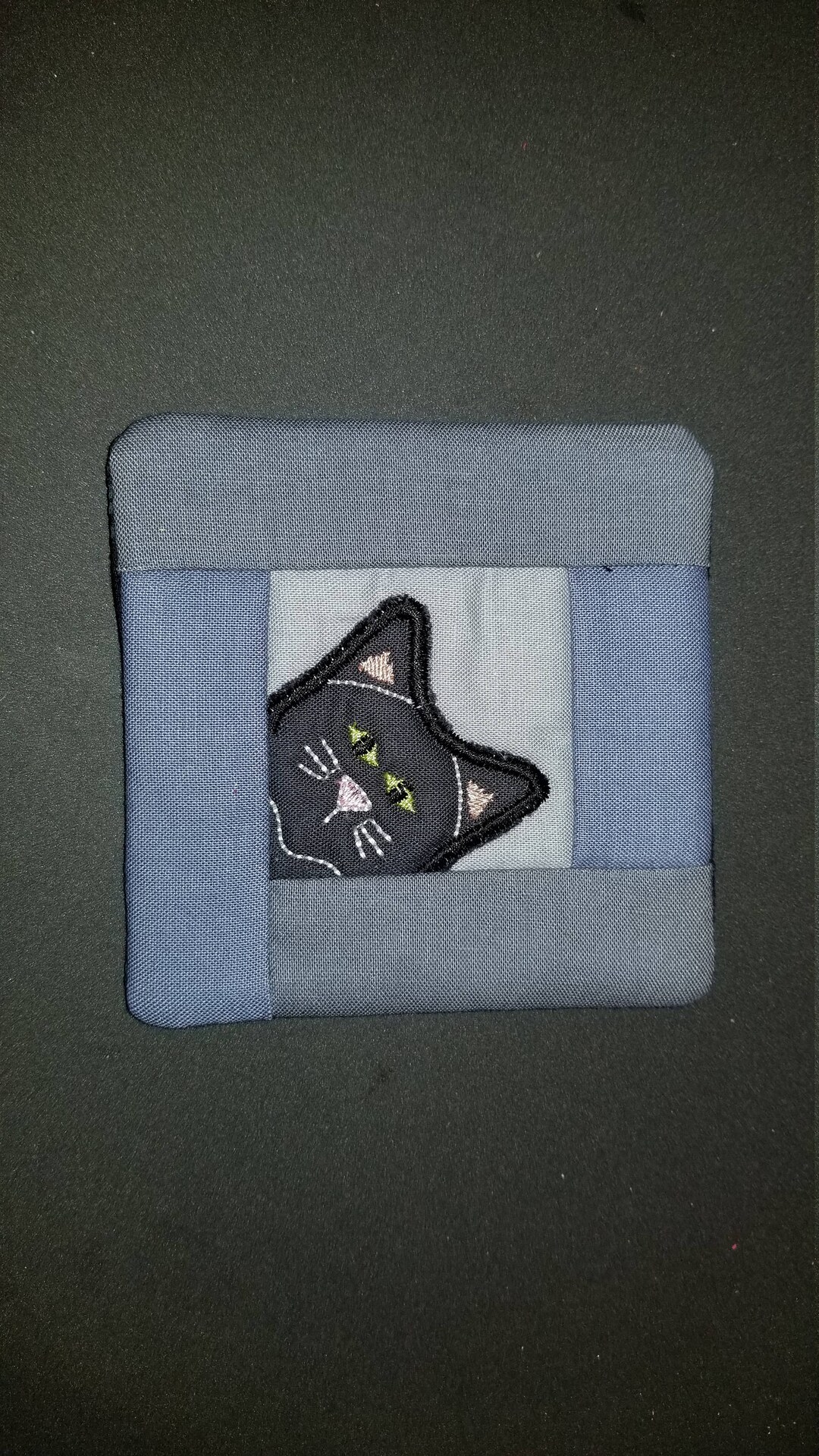 Cat Peeking Quilt Square in the Hoop Embroidery Design/pattern With ...