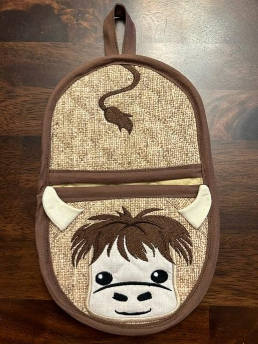 Highland Cow 6x10 in the Hoop Oven Mitts, Applique Machine Embroidery ...