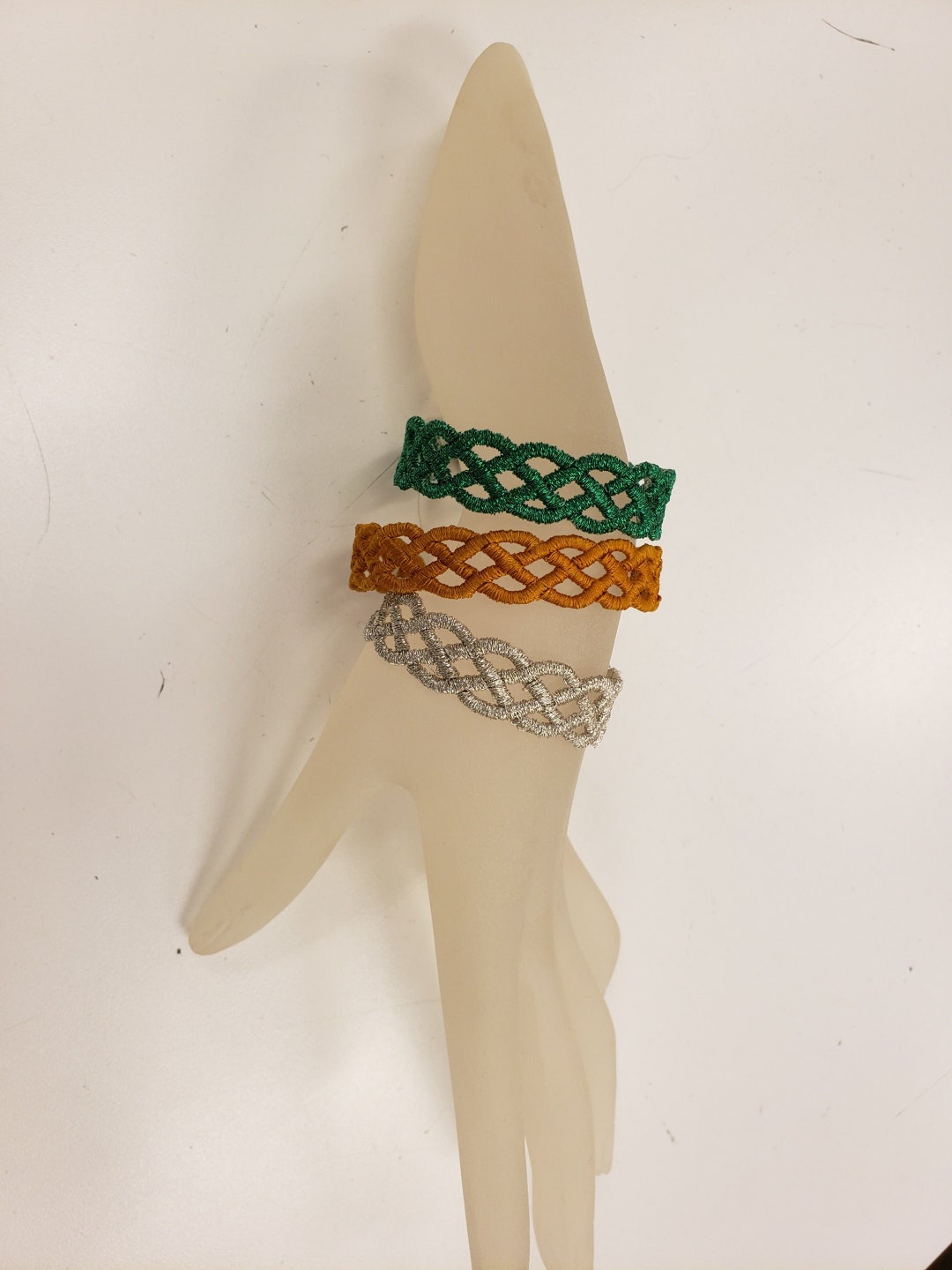 Celtic Knot Irish Bracelet Freestanding Lace in the Hoop Embroidery ...