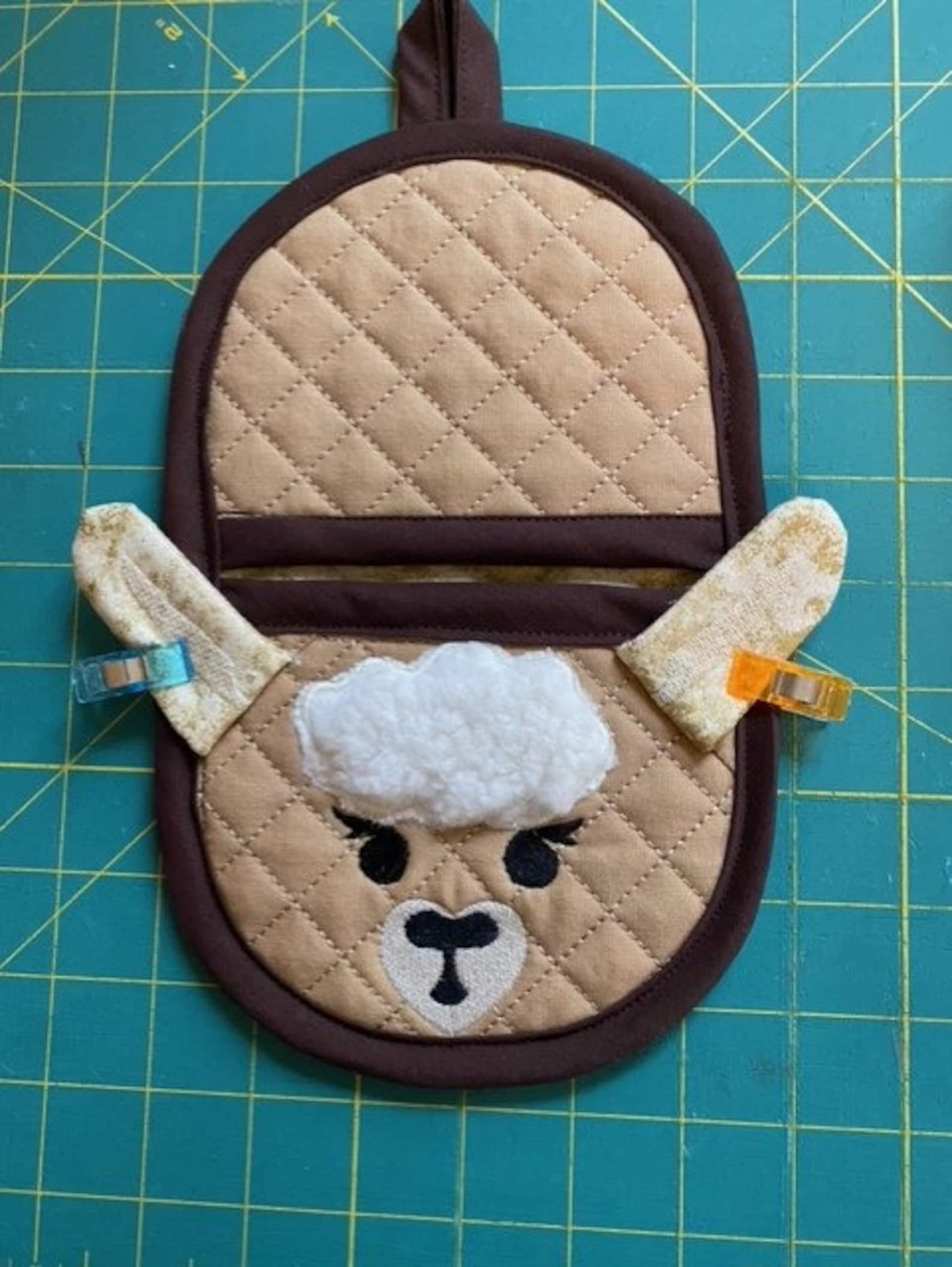 Llama - in the Hoop Oven Mitt, Applique Machine Embroidery Digital ...